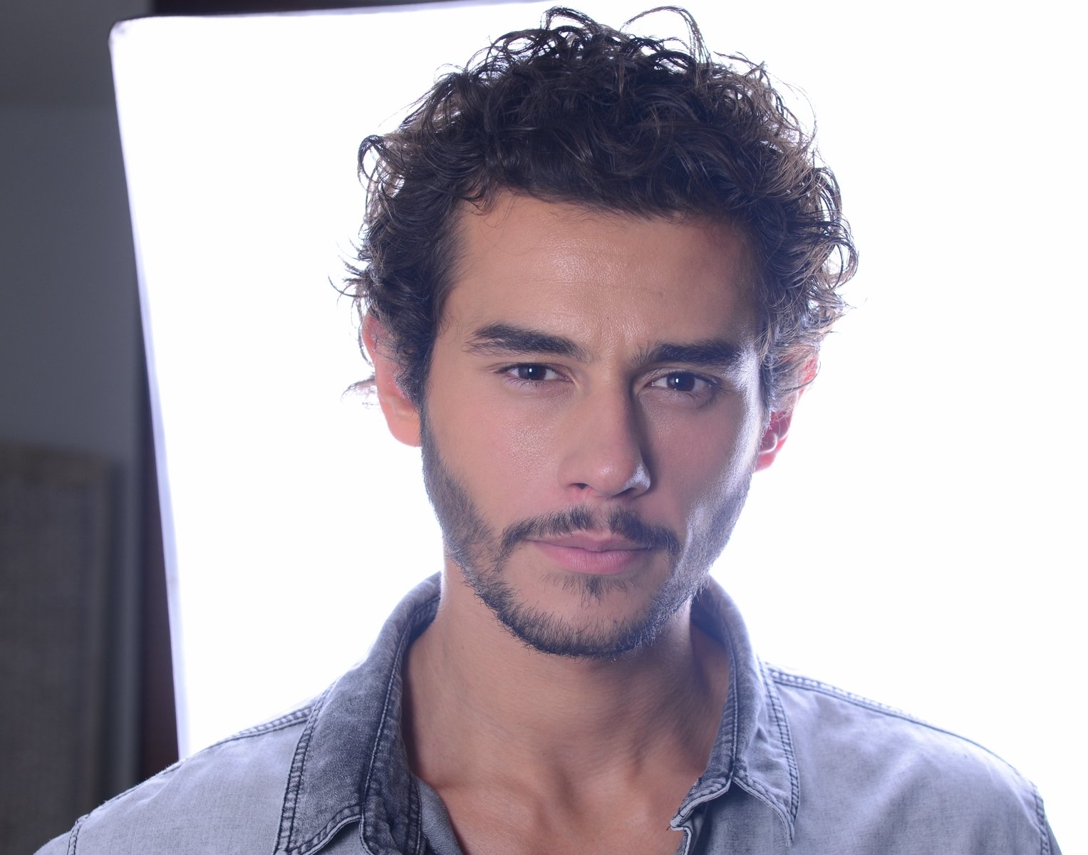 Cem Belevi Kimdir? - Cem Belevi Biyografisi | Biyografi, Biyografiler